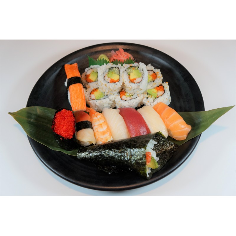 40pcs Assorted Sushi Sashimi Roll